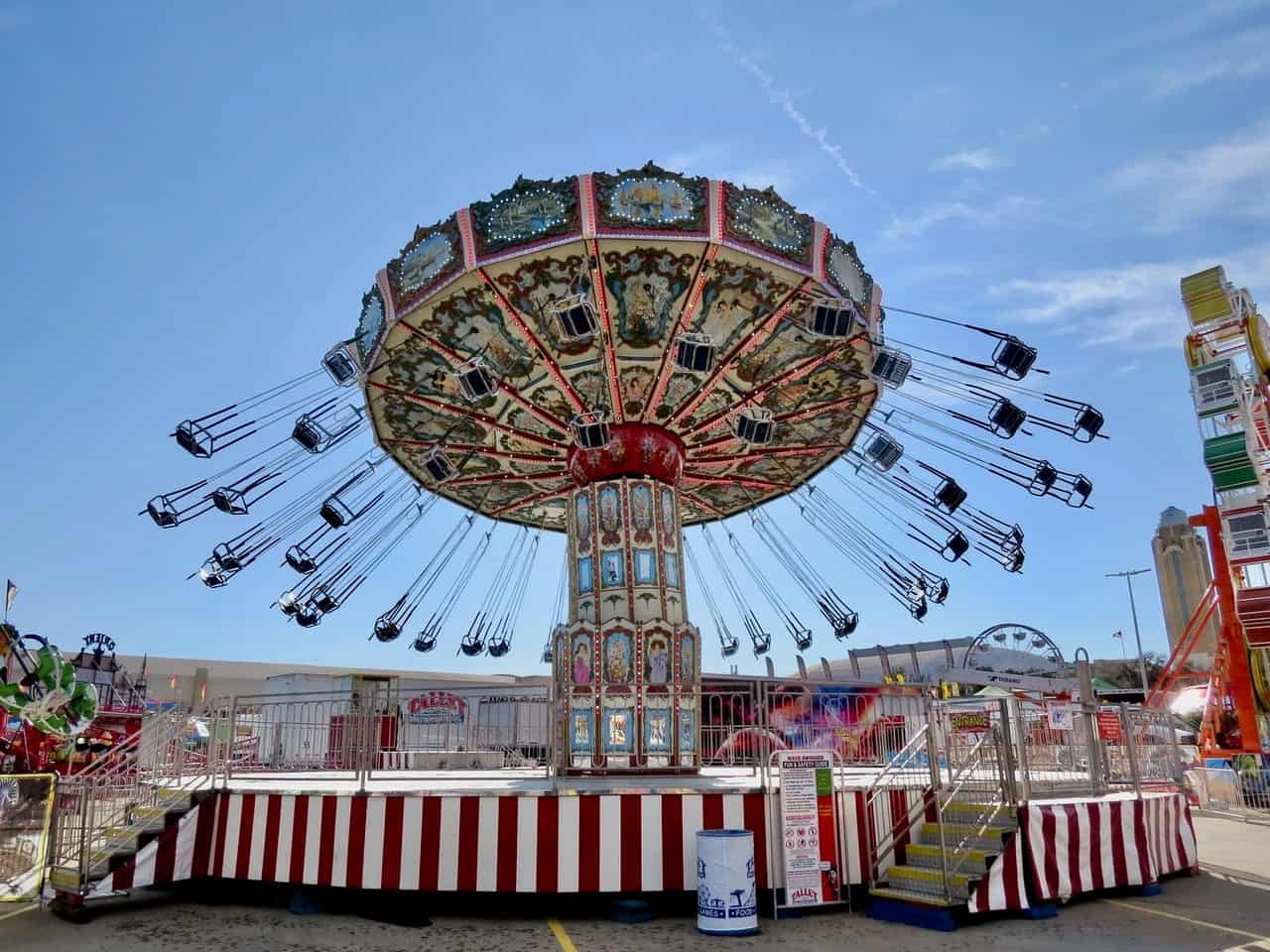 Flying Swinger – 48 Seats - Intermark Ride Group