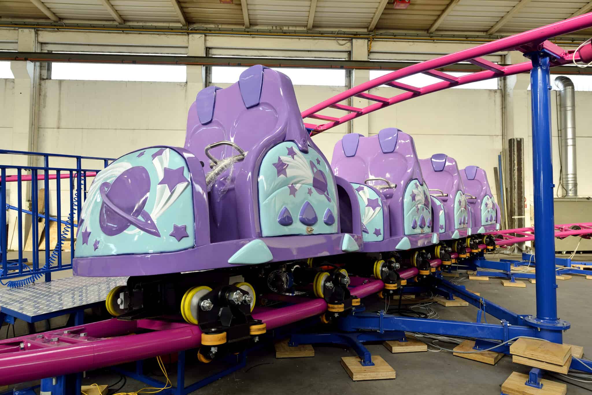 Spinning Coaster - Intermark Ride Group