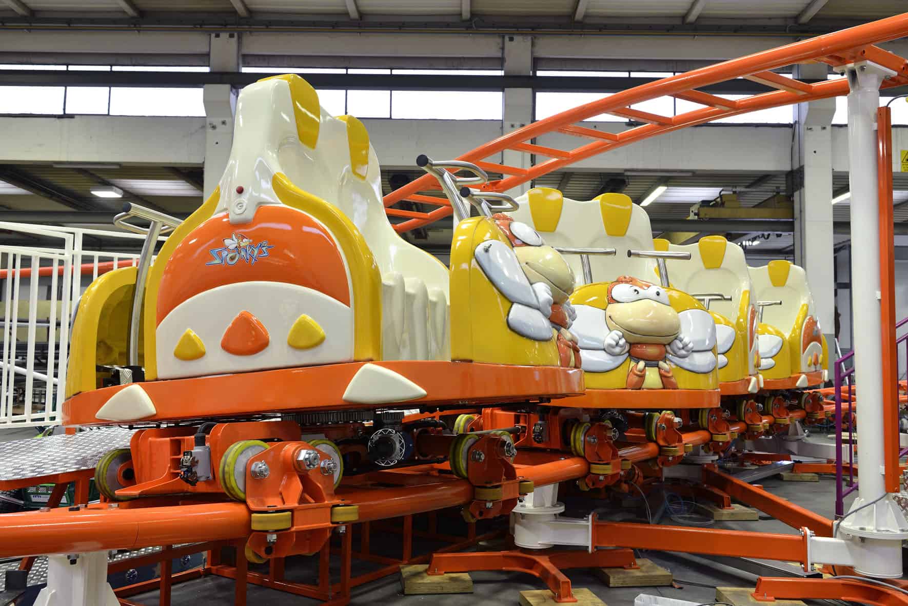 Spinning Coaster - Intermark Ride Group